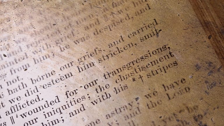 27 Comforting Psalms to Overcome Grief and Pain - Bible Study Planet